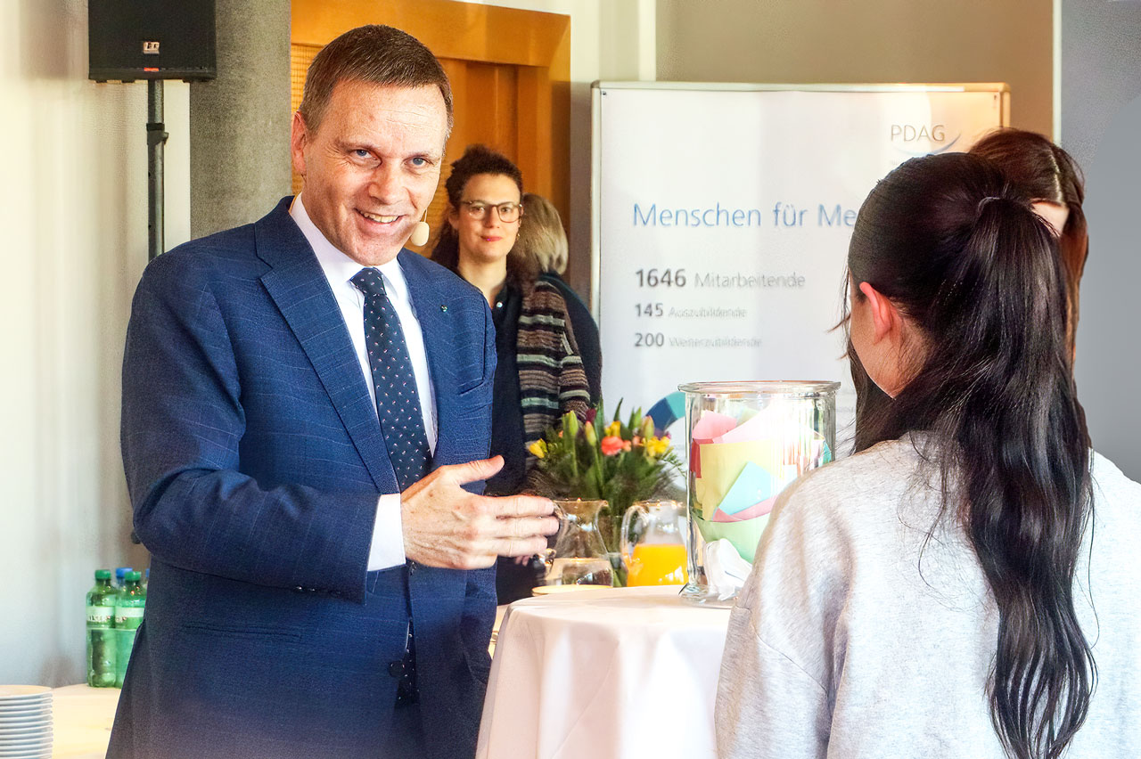 Den Zukunftsdaumen drücken – Ihre Region Online