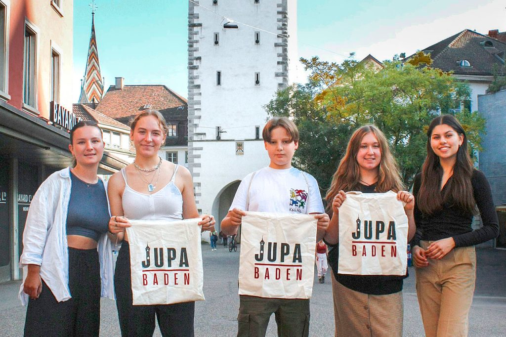 Die Jungen für Politik begeistern – Ihre Region Online